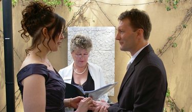 Felicity Burton - Marriage Celebrants Northgate | Easy Weddings